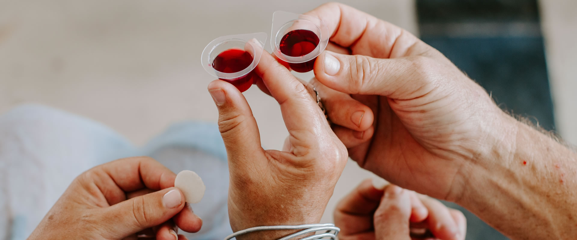 Prefilled juice and wafer communion cups Florida | Miracle Meal ...